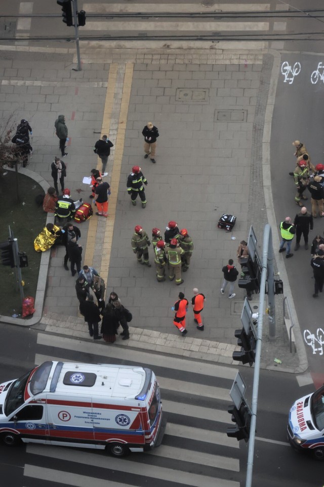 Wypadek w Szczecinie. Kierowca potrącił kilkanaście osób - Wiadomości