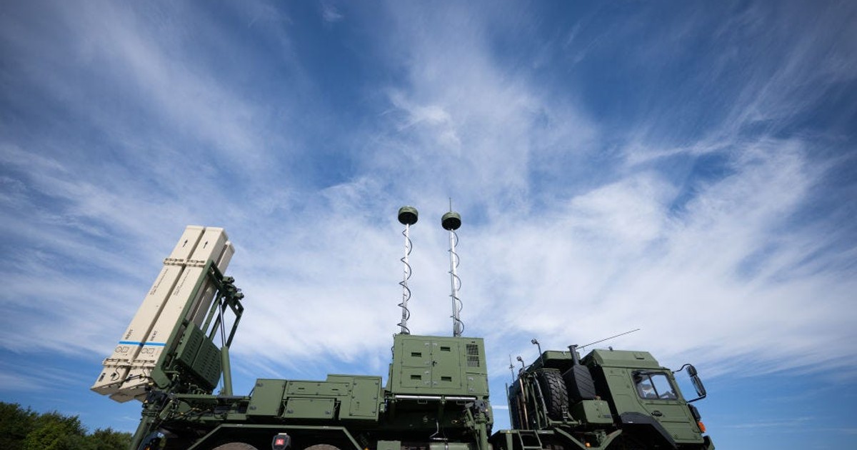 Ukraine made realistic decoys of radars and missile systems and may ...