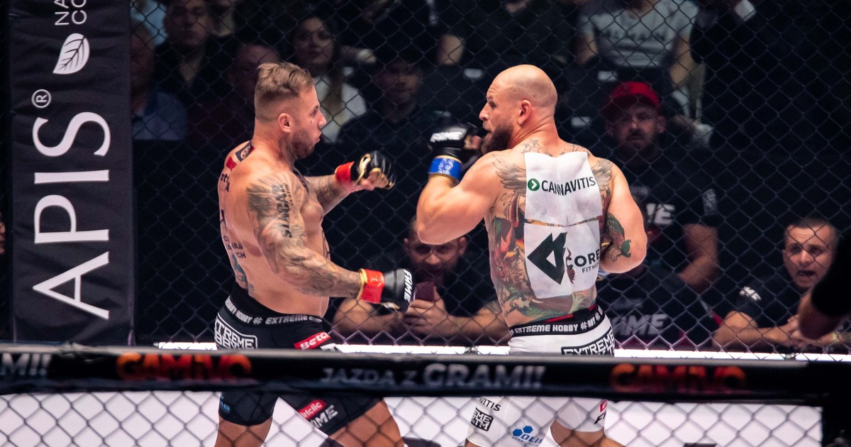 Piotr Szeliga pobity na trybunach przez Denisa Załęckiego na FAME MMA
