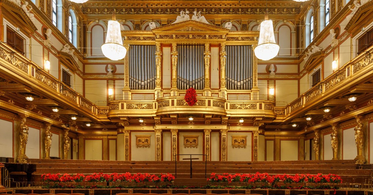 Dyrygent Franz Welser-Möst stanie na czele filharmoników wiedeńskich ...