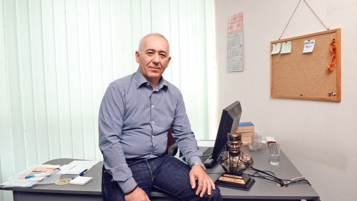 Bitići traže da Vučić isključi Gurija iz SNS - Blic