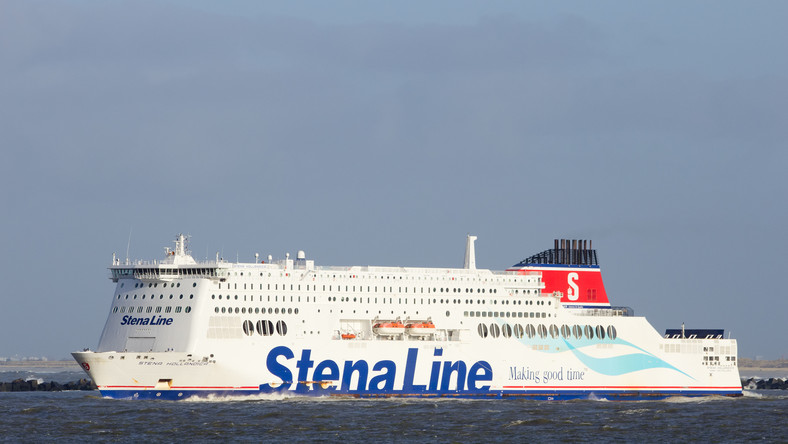 Promy z Polski do Szwecji nie kursują z powodu silnego wiatru - Dziennik.pl