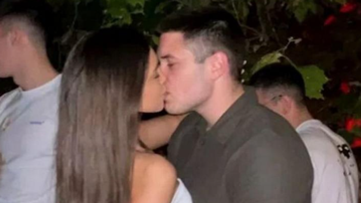 Evo ko je dečko Đine Džinović i kako izgleda: Andrej puca od mišića i voli besne mašine - Blic