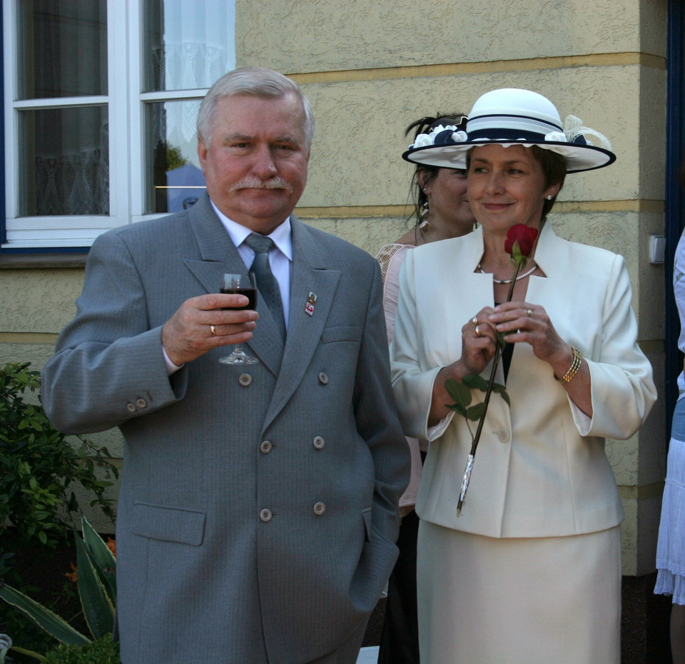 Małżeństwo Danuty i Lecha Wałęsów nie było idealne. Historia miłości ...