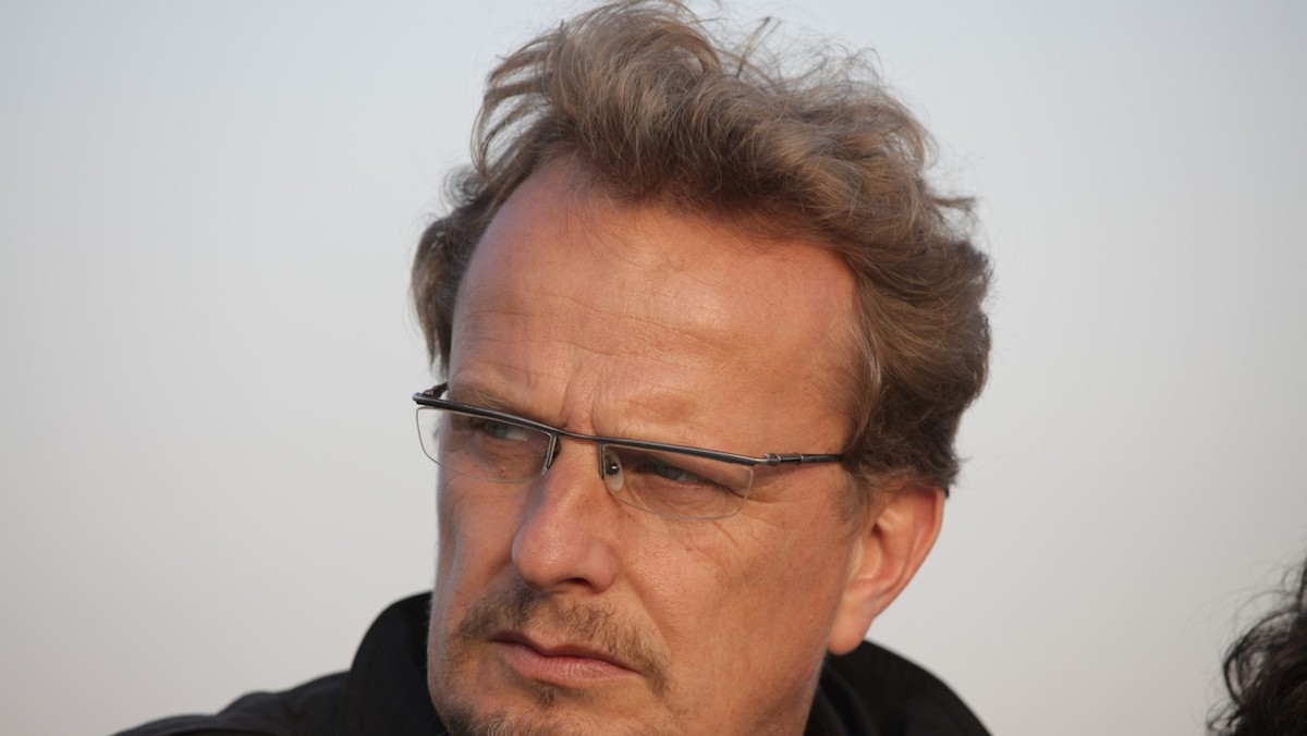 Wybitny operator chwyta żurawie w locie - Film