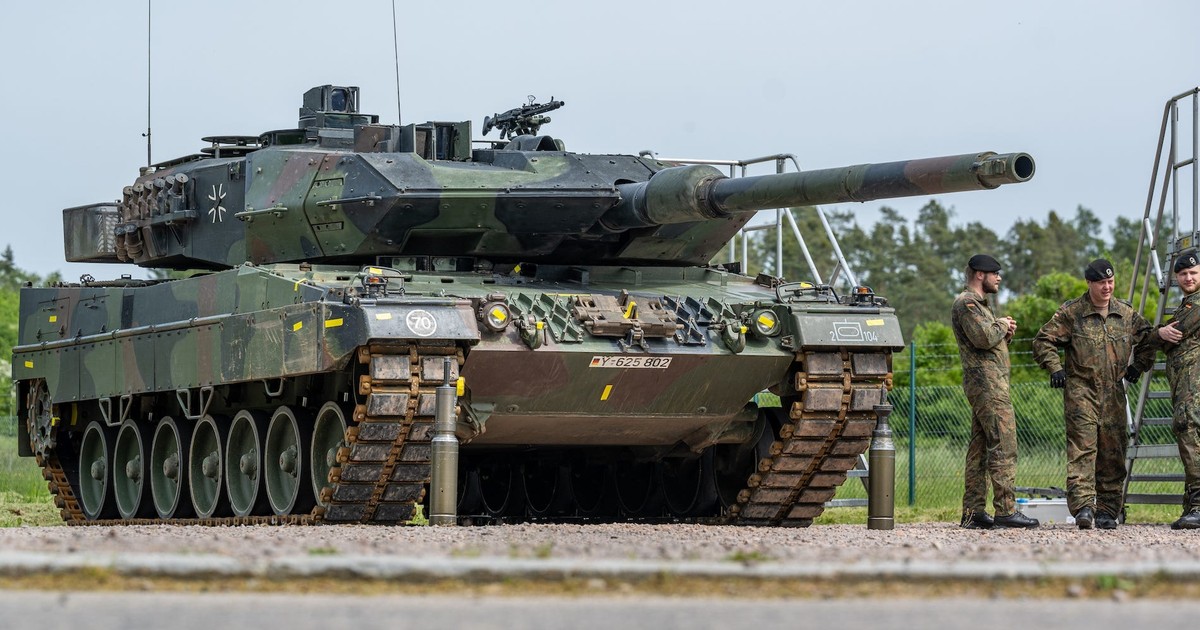 Russia's military falsely claimed to have shredded a Leopard tank. It ...