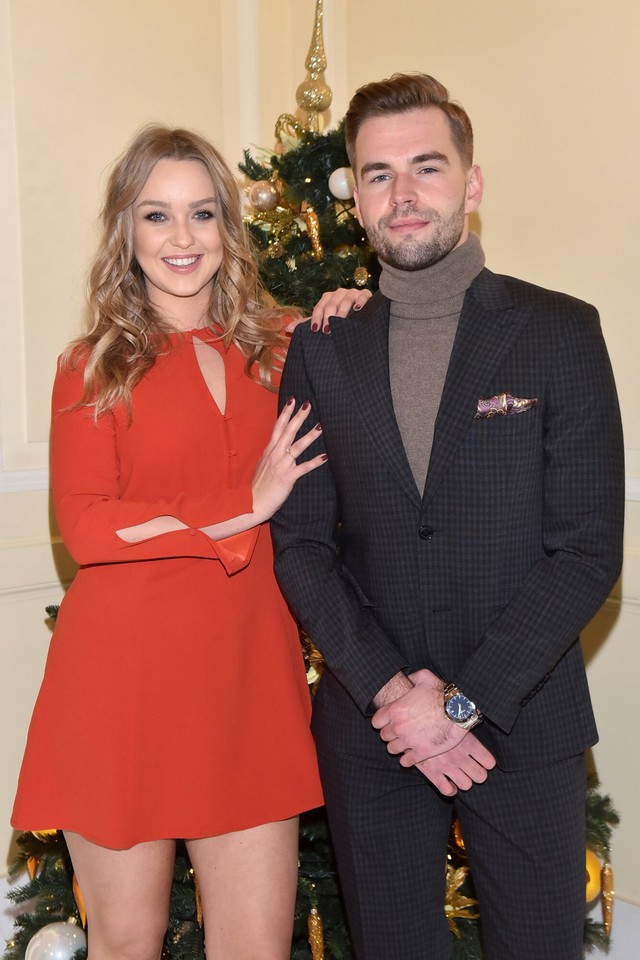 Justyna Śliwowska w "Panoramie" TVP. Jej mężem jest Radosław Mróz z TVN24 - Plejada.pl