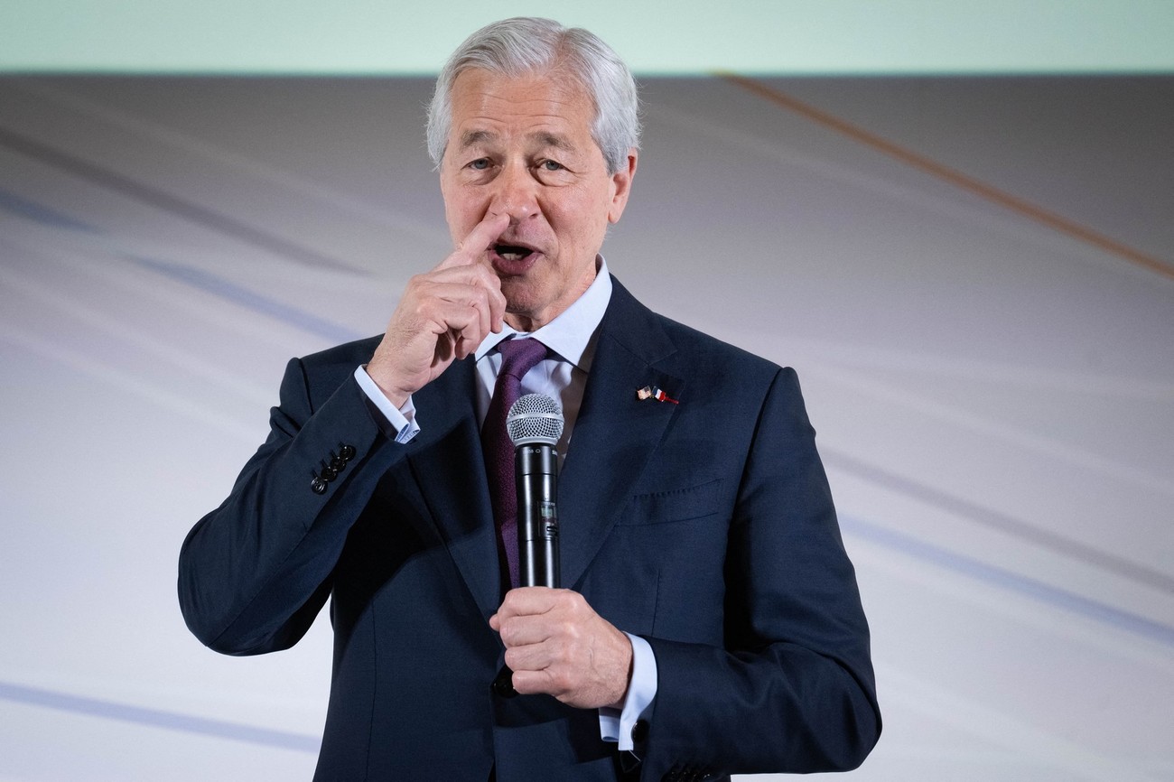 Direktor JPMorgan Džejmi Dajmon kaže da ekonomija slabi