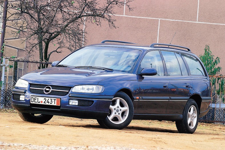 Opel Omega (1994-99) – do perfekcji daleko - z archiwum Auto Świata