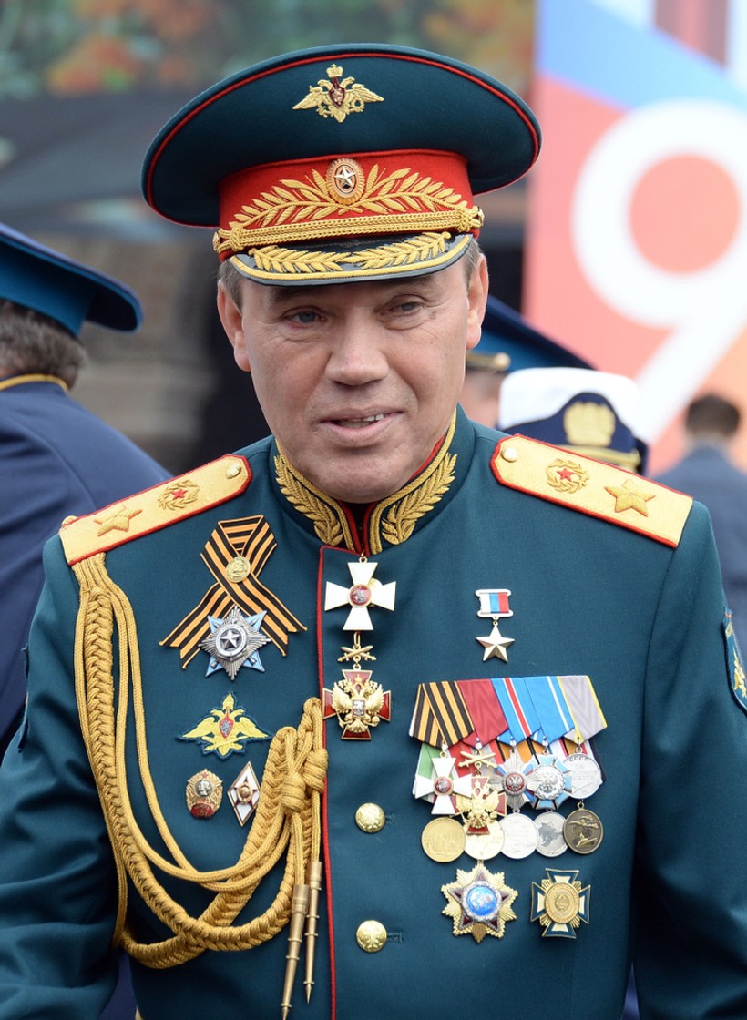 Dowódca rosyjskiego sztabu gen. Gierasimow ranny pod Iziumem ...