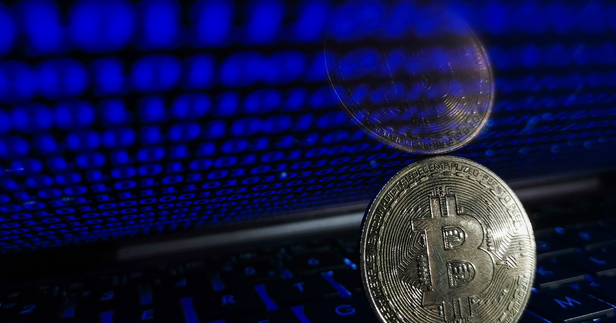 Former Amazon engineer pleads guilty to stealing $12.3 million of ...