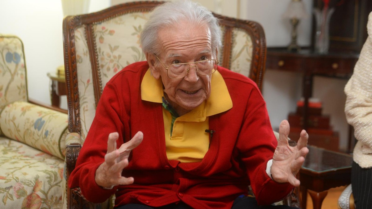 Umro bivši urednik i direktor "Politike" Davorin Darko Ribnikar - Blic