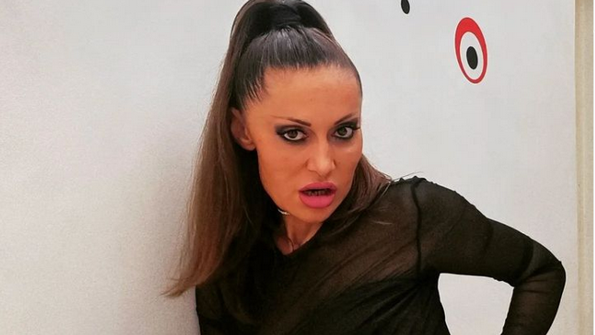 Branki Blek Rouz sin otvorio Onlyfans - Blic