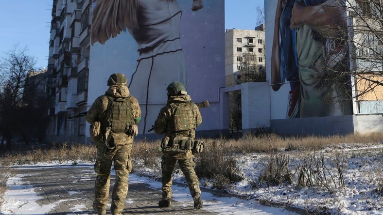 Ukraina zmienia strategię walki. "Bachmut wygląda jak apokalipsa ...