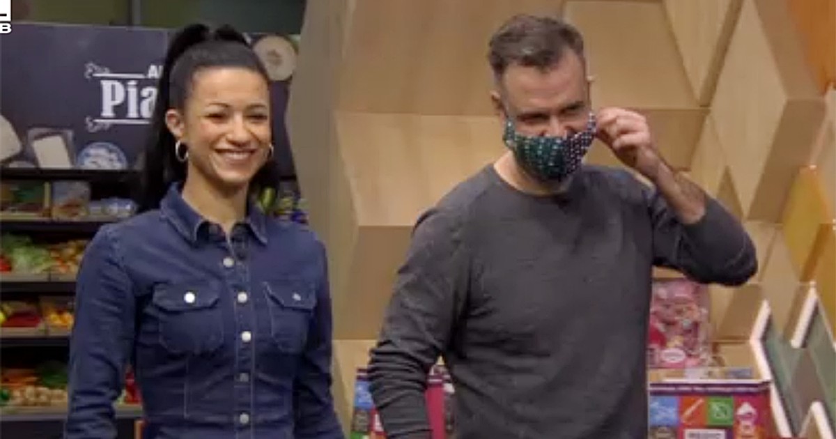 Együtt a képernyőn Sánta Juliska és új kedvese. Most már elárulhatta ...