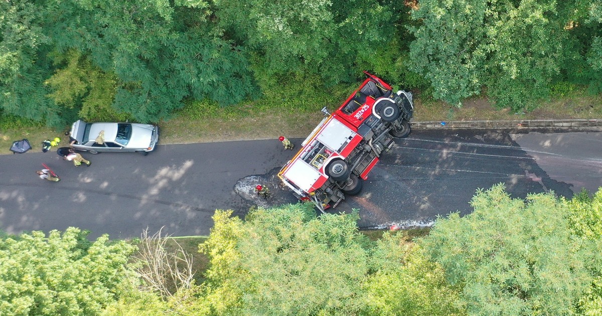 Lubuskie. Wypadek wozu strażackiego. Rannych jest pięciu strażaków