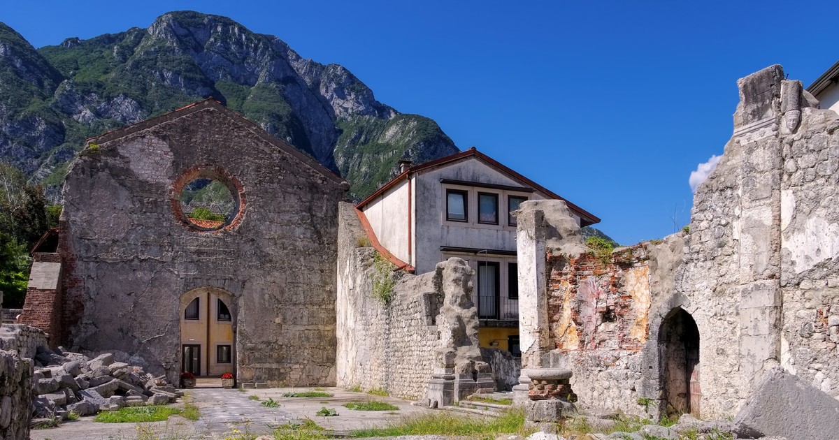 Venzone wybrane najpiękniejszym miasteczkiem we Włoszech - Podróże