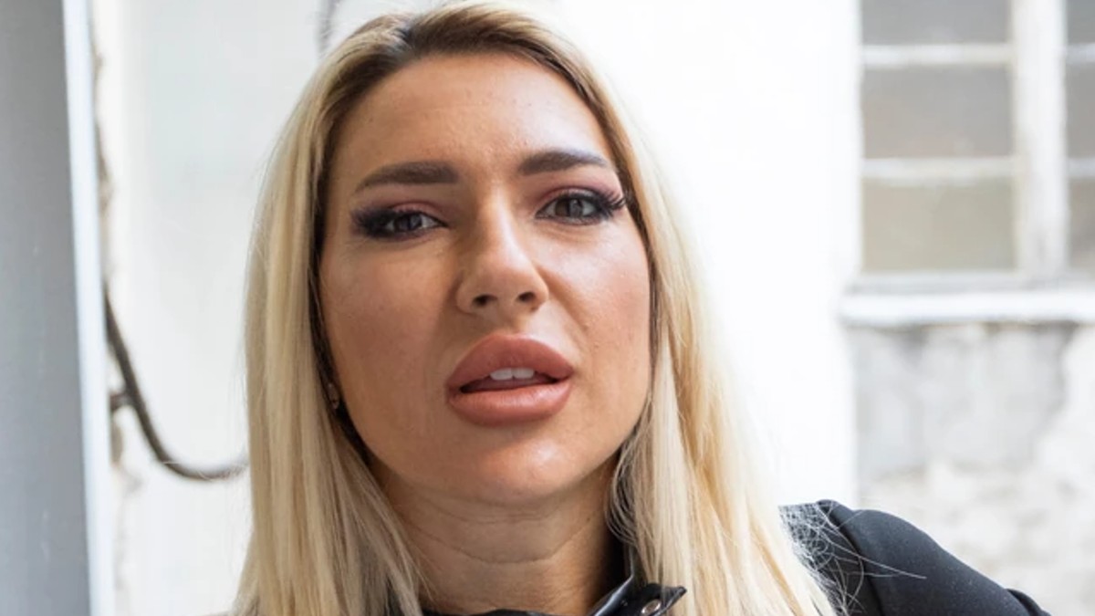 "Neka ti je laka crna zemlja..." Jovana Jeremić se oglasila povodom ...