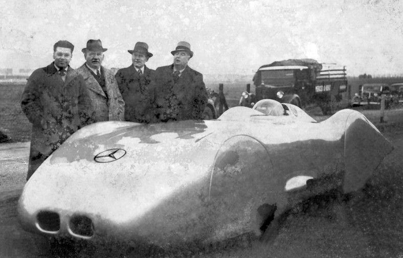 85 lat temu rozpędził Mercedesa W 125 do 432,7 km/h
