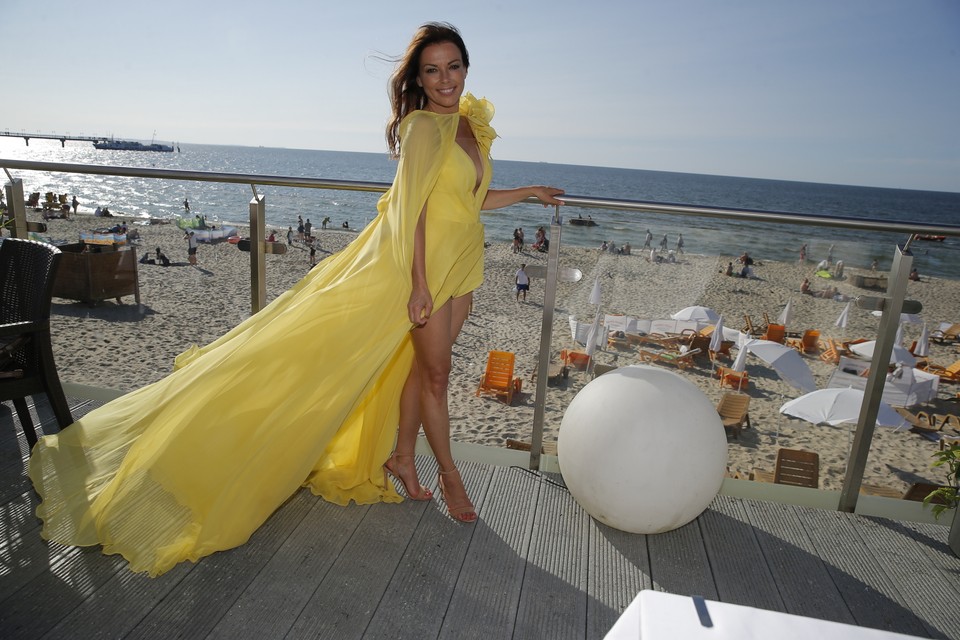 Katarzyna Glinka odsłoniła gwiazdę i wdzięki w Międzyzdrojach. "Serce ...