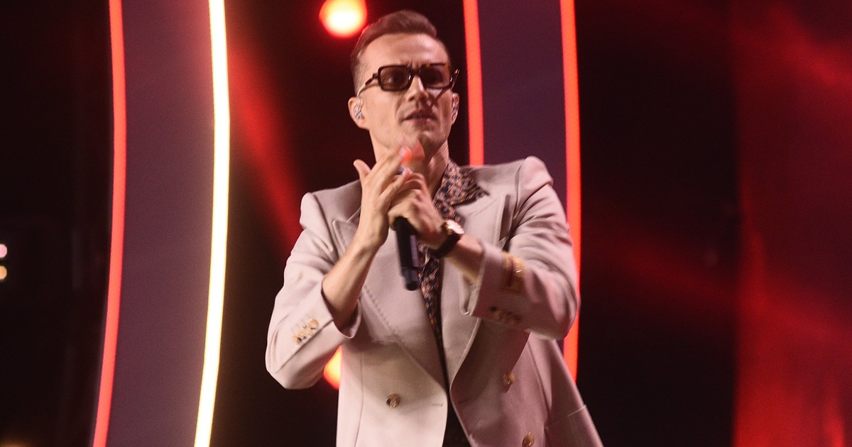 Mrozu musiał zmienić plany. Pokazał czarno-białe zdjęcie - Plejada.pl