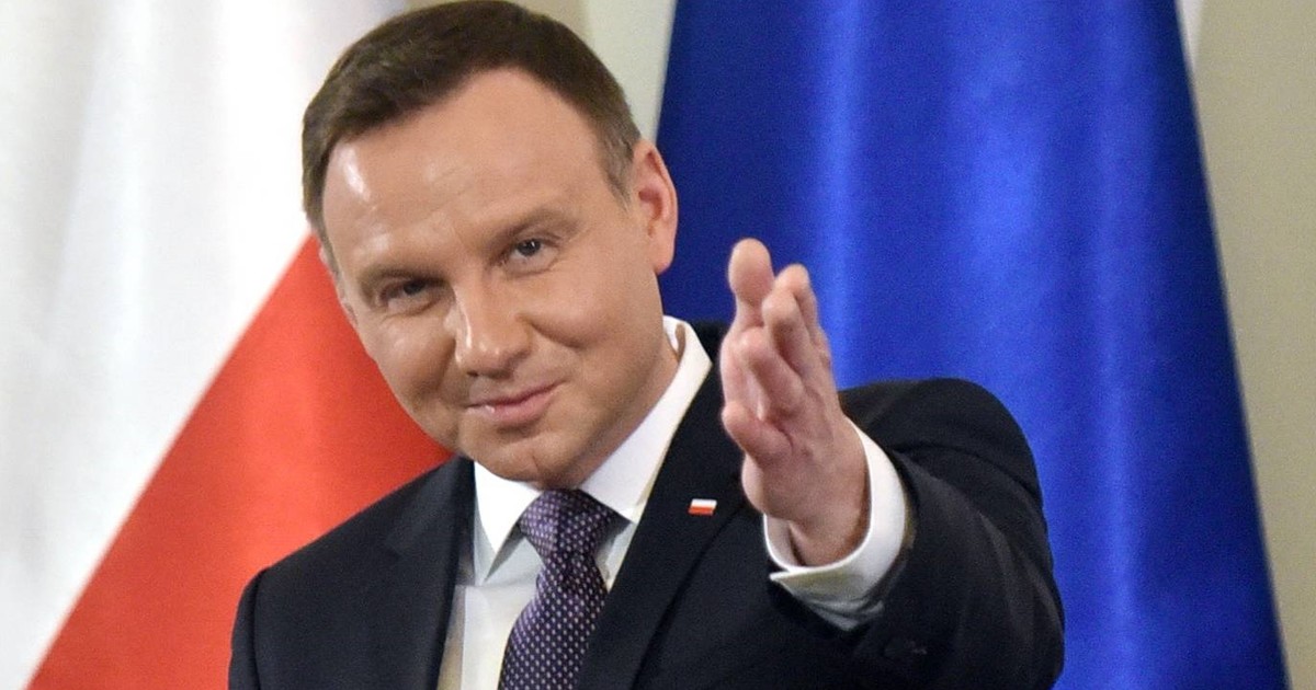 To Polacy sądzą o prezydenturze Andrzeja Dudy. "Wielkie osiągnięcie" [SONDAŻ]