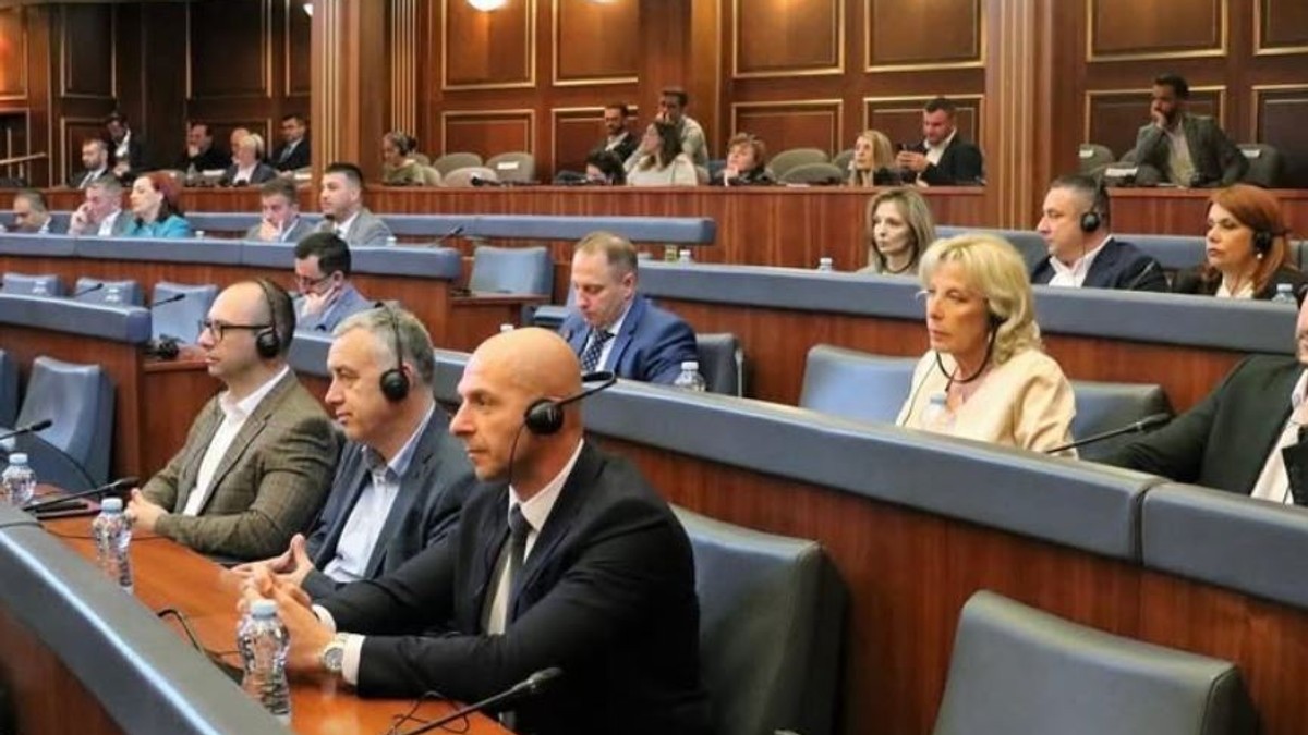 Srpska lista glasala protiv Baše zbog njegovog antisrpskog stava - Blic