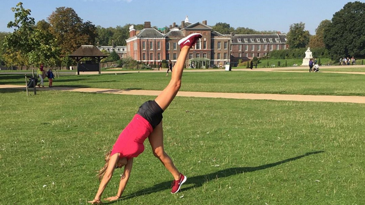 Marijana Mateus vežba ispred Kensingtonske palate - Blic