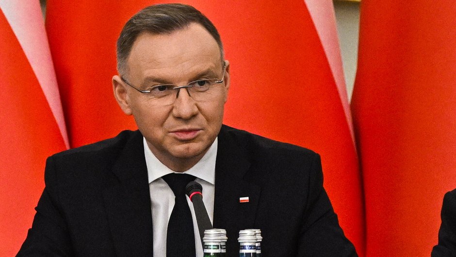 Andrzej Duda kieruje pismo do Donalda Tuska. "Będzie to pana obciążać osobiście" - Wiadomości