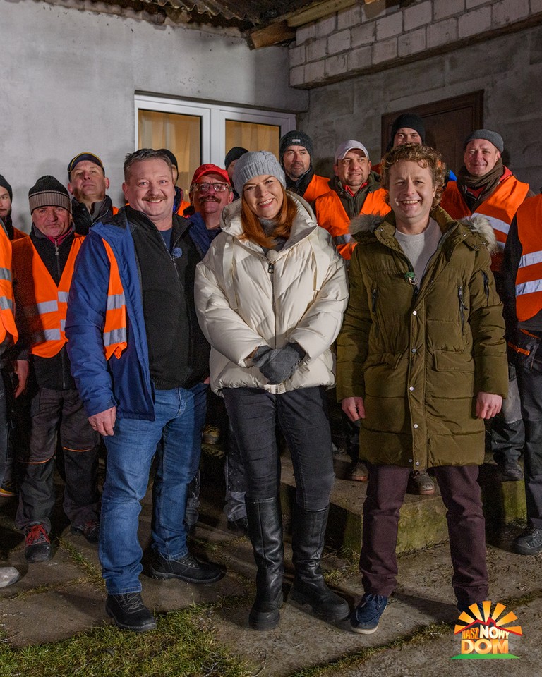 Prawda o "Naszym nowym domu". Wściekli sąsiedzi, łzy i dużo ...