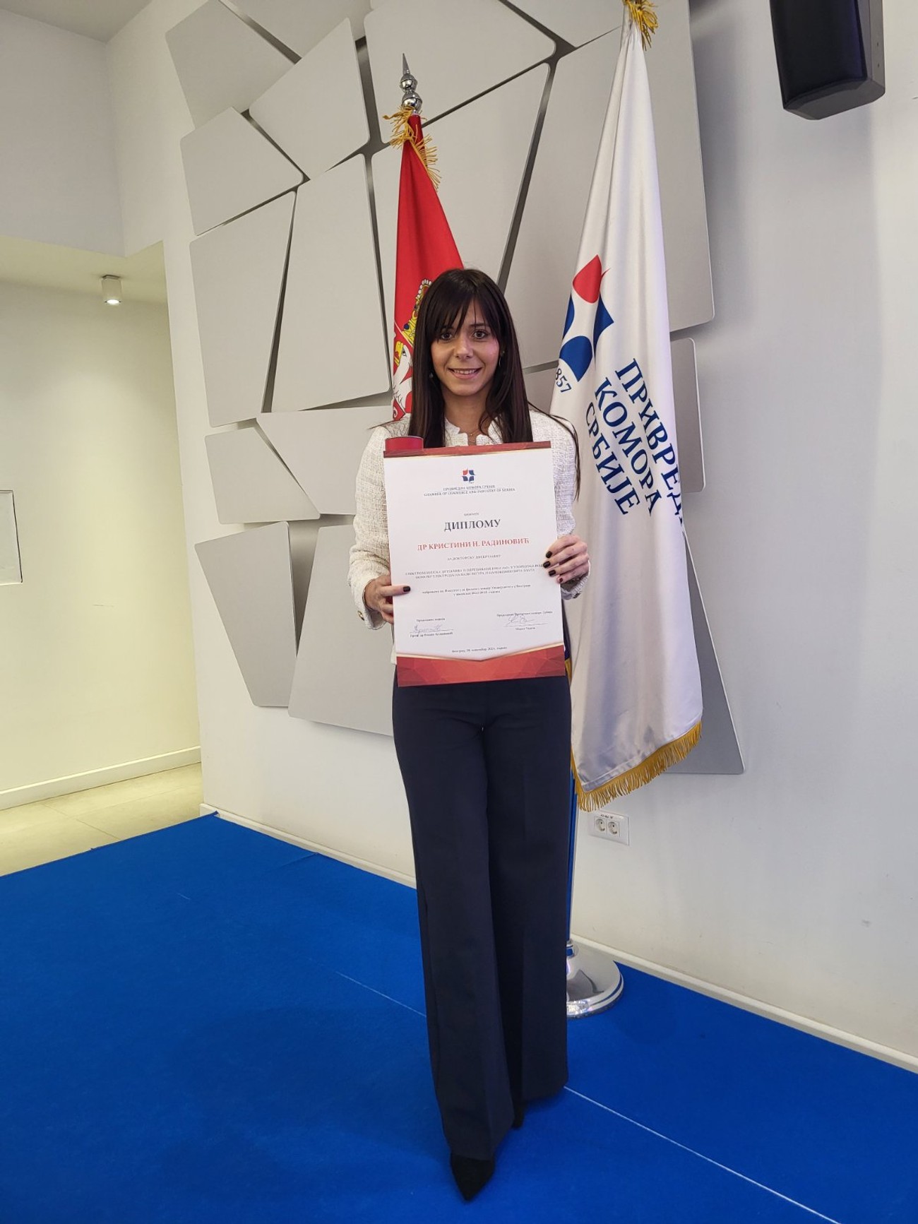 Dr Kristina Radinović za "Blic Biznis" o fizičkoj hemiji i otkriću ...