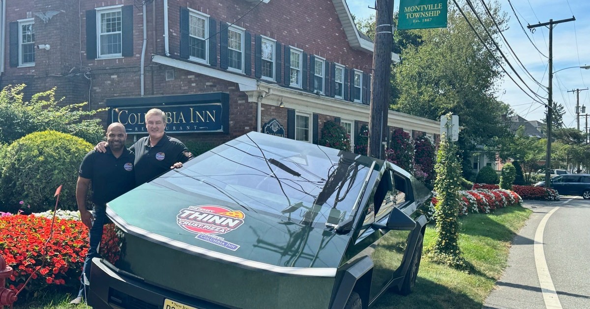 2 New Jersey restaurateurs turned a Cybertruck into a mobile pizza oven ...