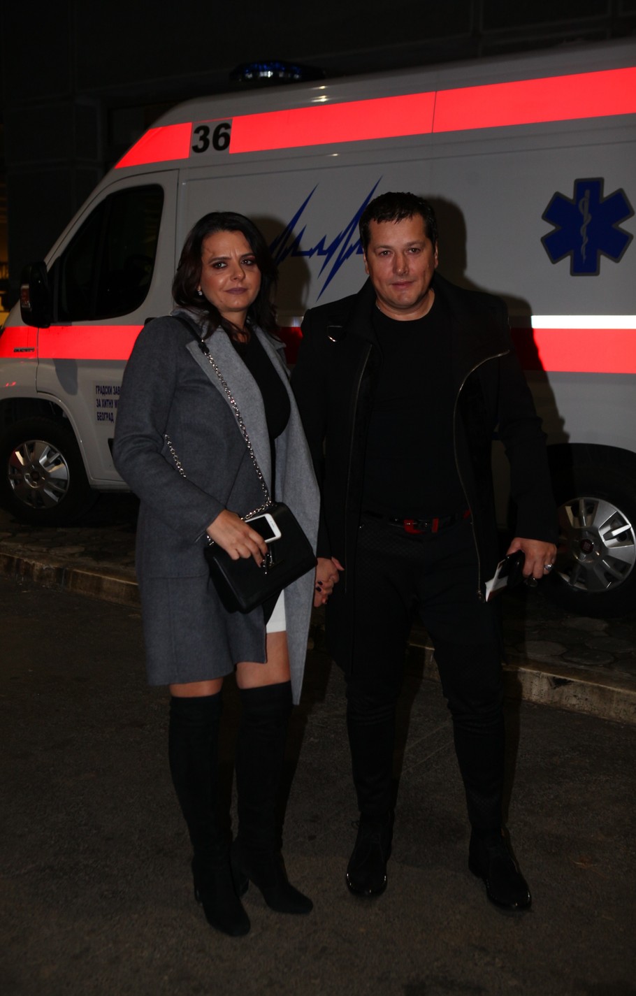 Mnoge žene lude za njim: Aco Pejović otkrio da li njegova žena strahuje ...