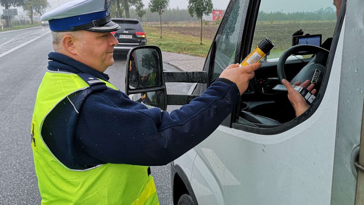 Konfiskata aut pijanym kierowcom już od 14 marca. Wiceszef MSWiA: jeszcze nie ma przepisów ...