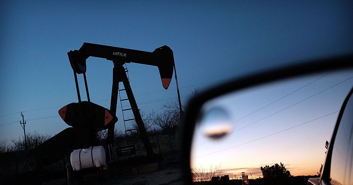 OPEC: Ostatnie próby przekonywania państw, by ograniczyć wydobycie ropy