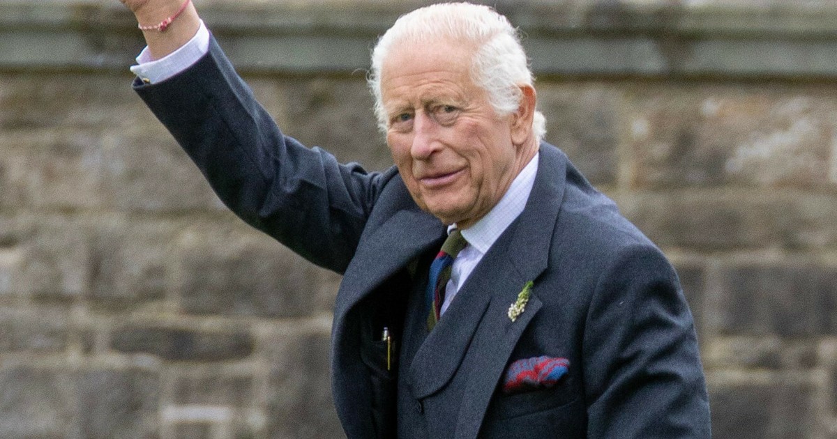 Król Karol III przerwał leczenie nowotworu. Wkrótce opuści Wielką ...