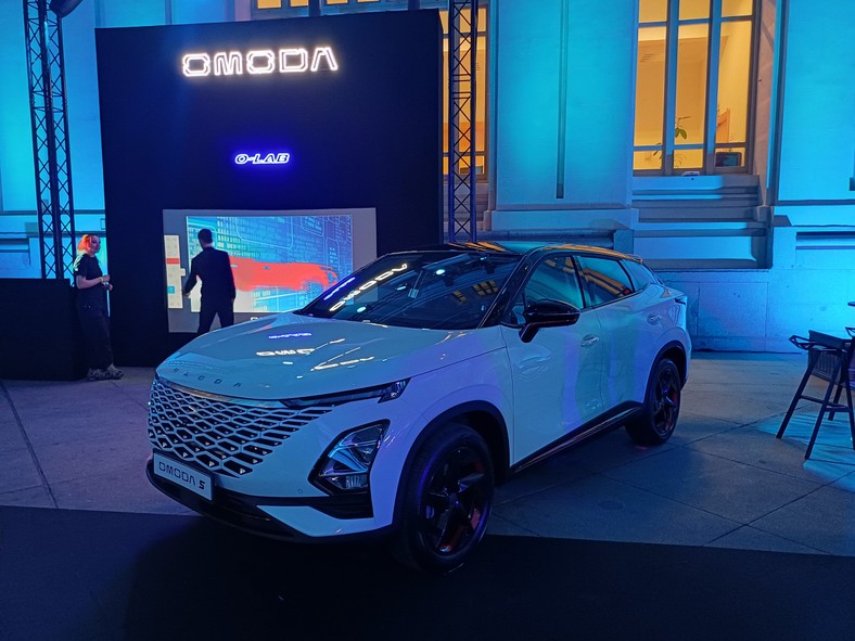 Omoda 5 już za moment trafi do Polski. Jeździłem nowym chińskim SUV-em