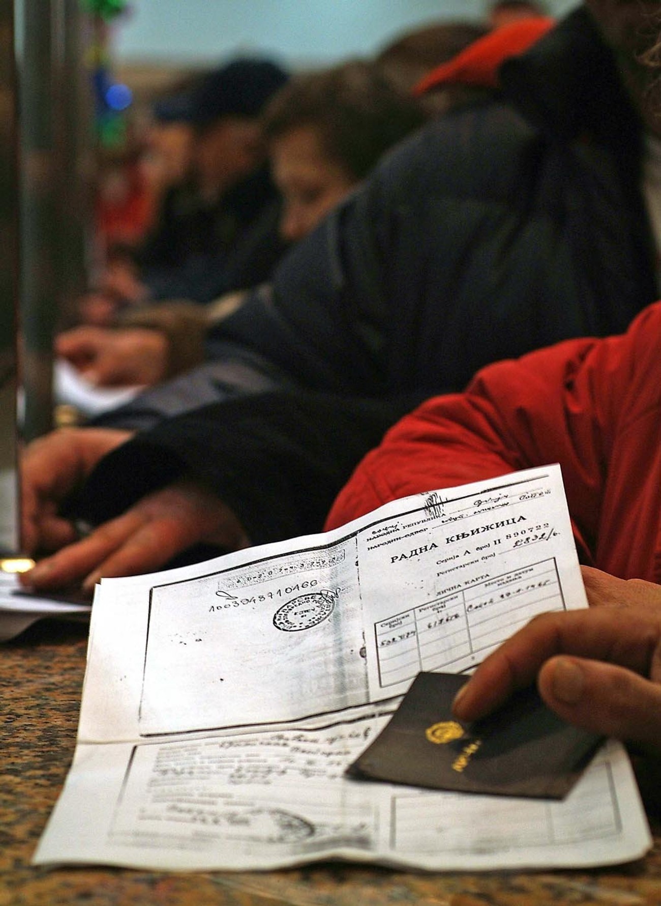 Stare lične karte važe do kraja 2016. godine - Blic