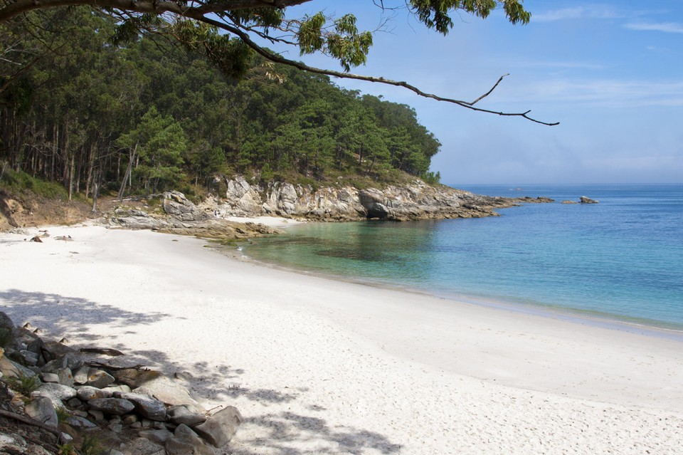 Wyspy Cies, Hiszpania, Galicja - plaże i przyroda - Podróże