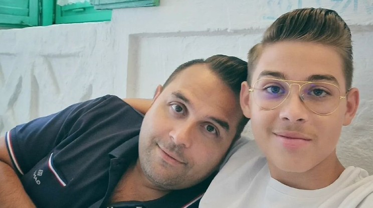 Bódi Csabi énekest faragna a fiából - Blikk