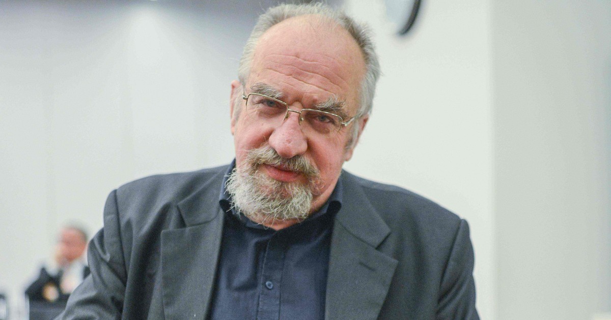 Prof. Witold Modzelewski: prezydent winien uzupełniać działania rządu