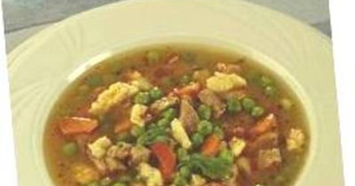 Borsós raguleves csurgatott tésztával recept