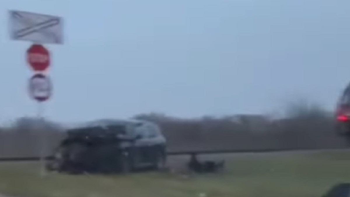 Voz naleteo na automobil kod Pančeva: Vozilo smrskano do neprepoznatljivosti (Foto, Video) - Blic