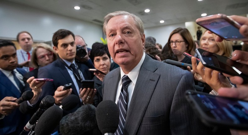 'Mr. President, dig in': Lindsey Graham praises Trump's refusal to ...
