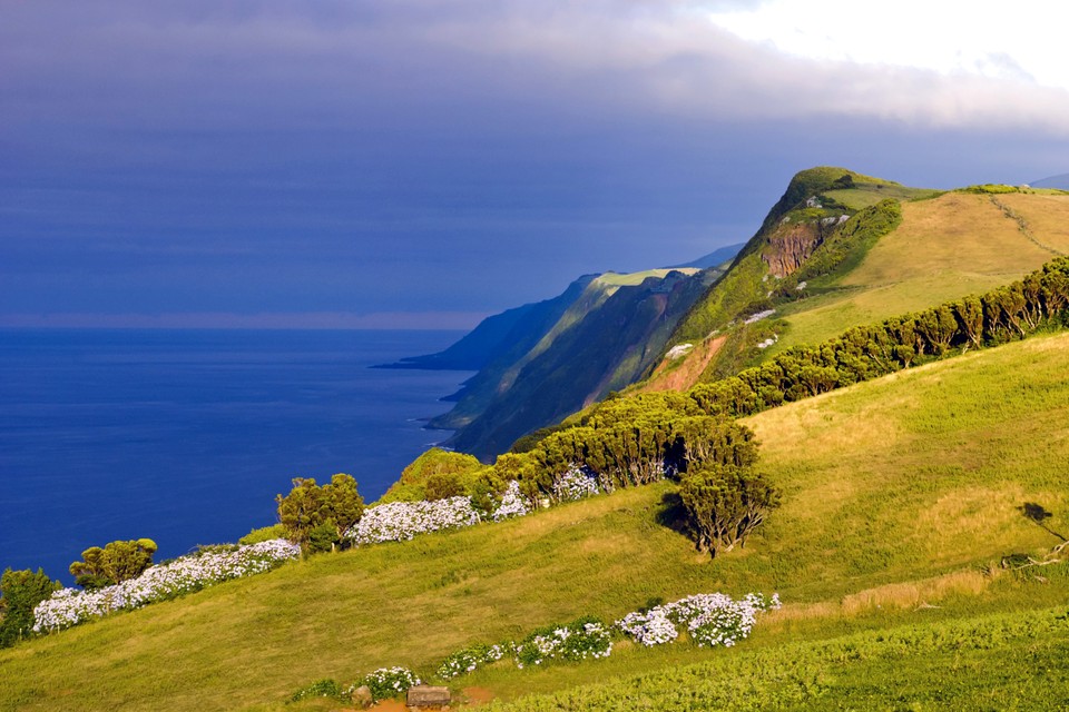 Azory - portugalskie wyspy "najbardziej zielone na świecie"; otrzymały ...