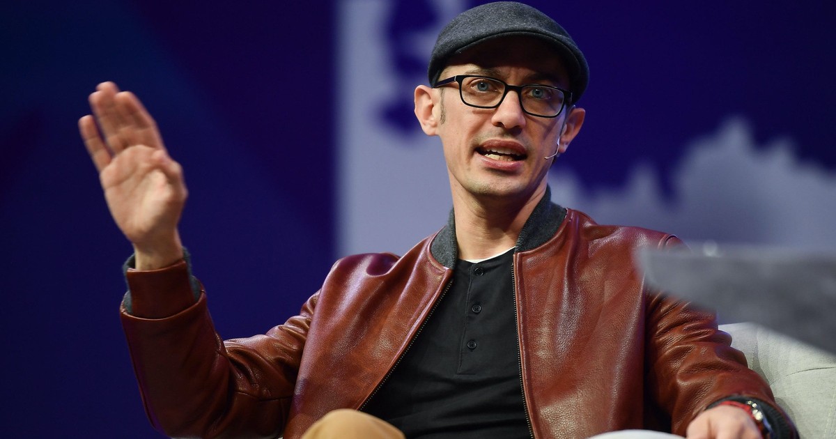 Shopify CEO says before hiring anyone new, employees must prove AI can ...