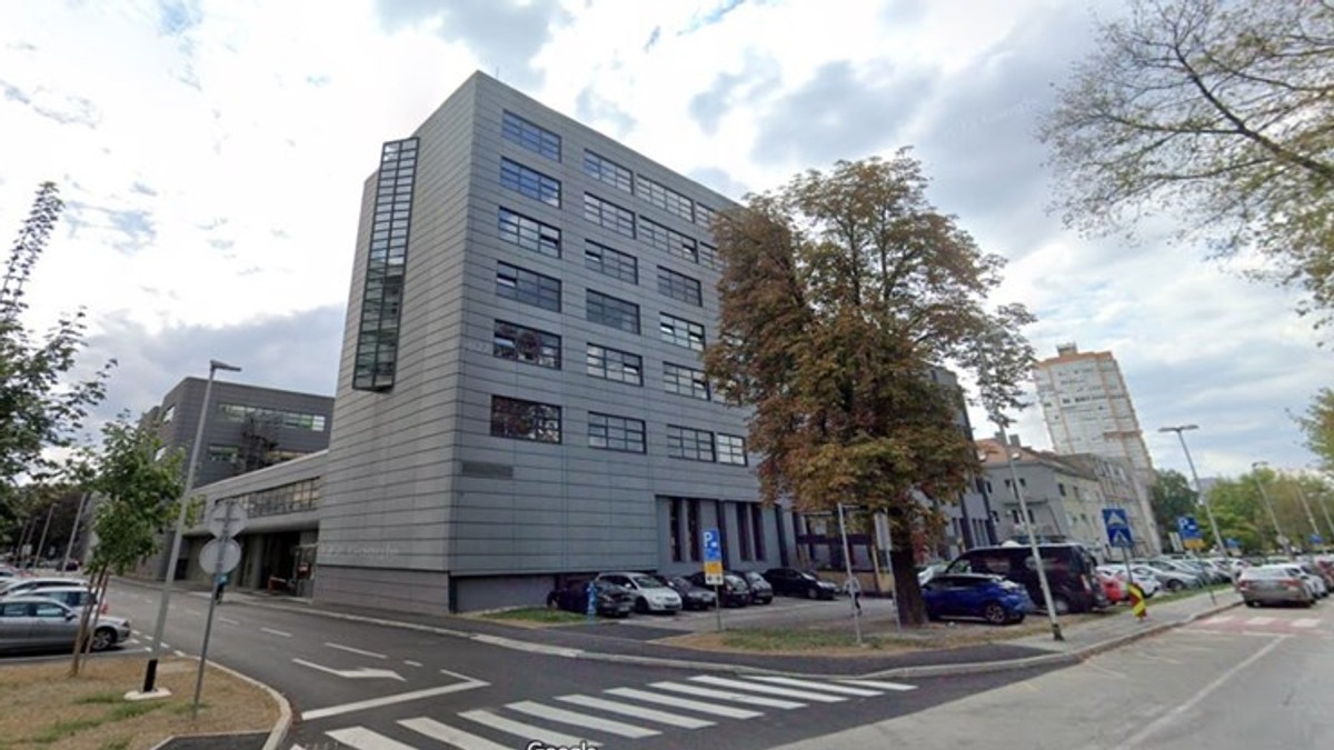 Ruski bogataši koriste novčane mule i vrte milione preko firme u ...