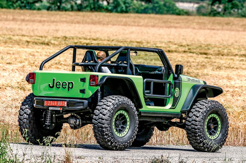 Jeep Wrangler Trailcat - driftowóz z napędem 4x4
