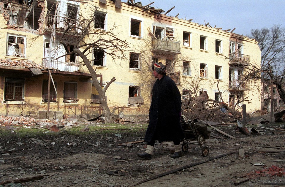 Grozny powstałe z ruin - zdjęcia współczesne i archiwalne (sprzed 10 i ...