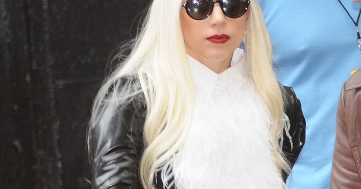Kontrowersyjne zakupy Lady Gagi - Plejada.pl